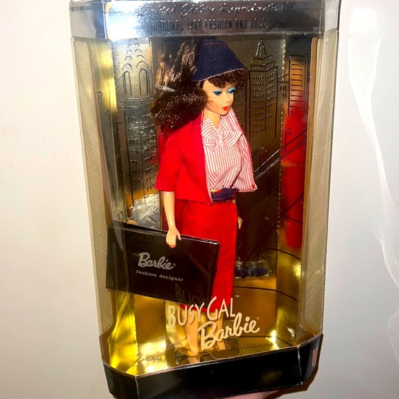Mattel | Toys | Busy Gal Barbie Rare Mattel 995 Like New Red Outfit ...